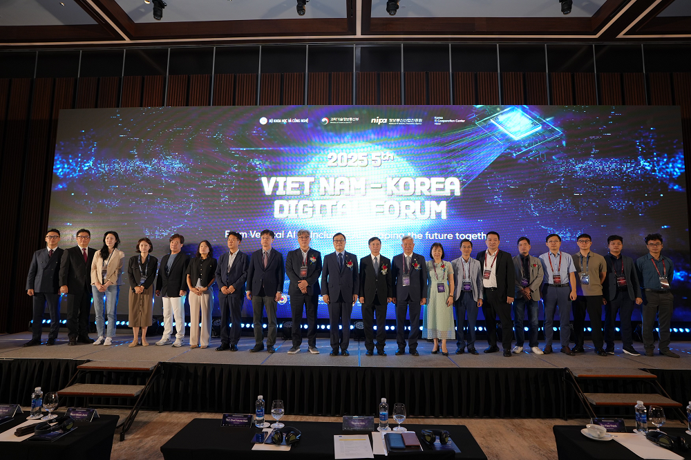 Đại sứ Choi Young Sam tham dự “Diễn đàn số Việt Nam - Hàn Quốc 2025”(29 ...
